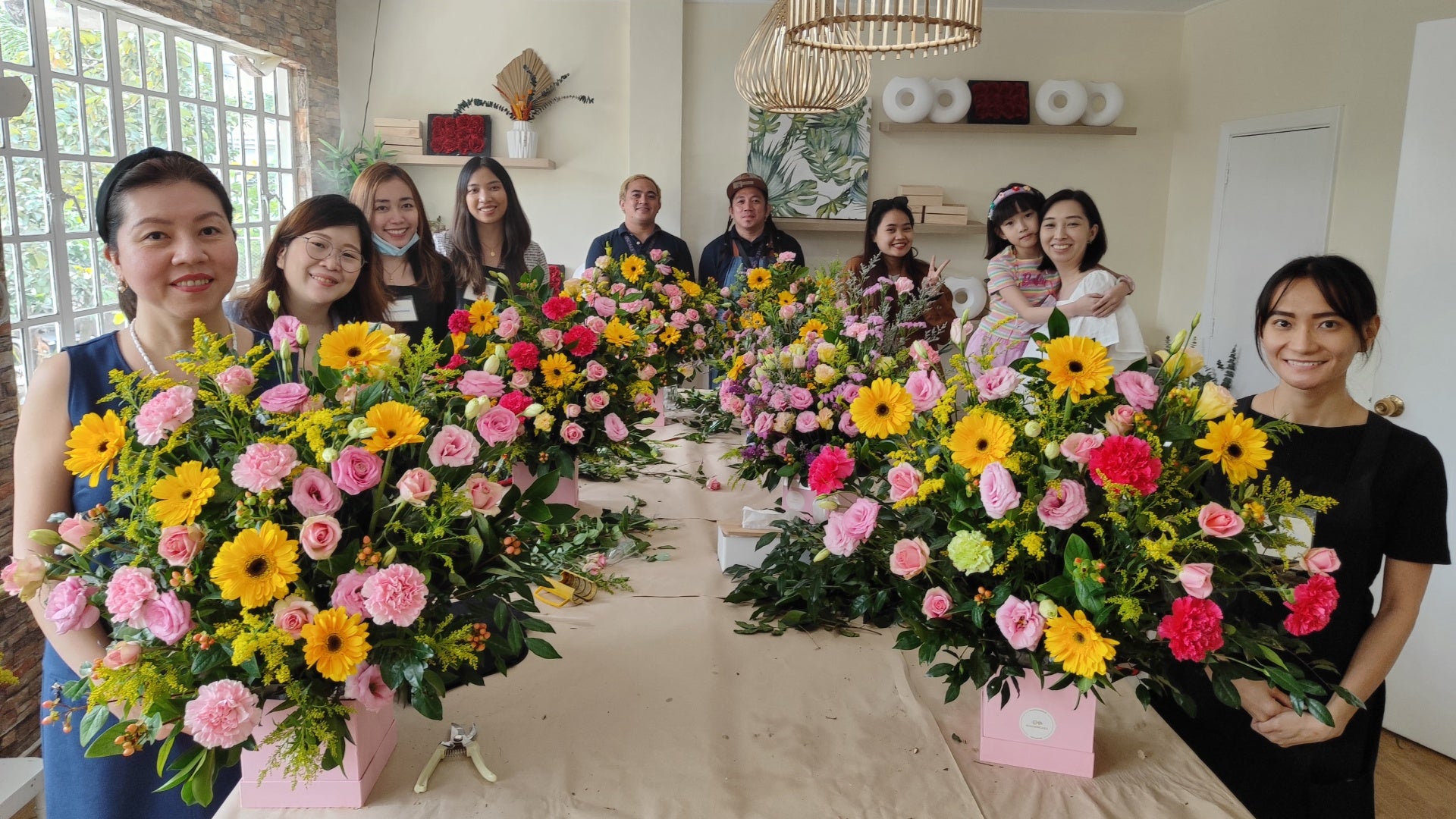 Floral Arrangement Workshop | Flower Bouquet Classes – Bloomingailsph