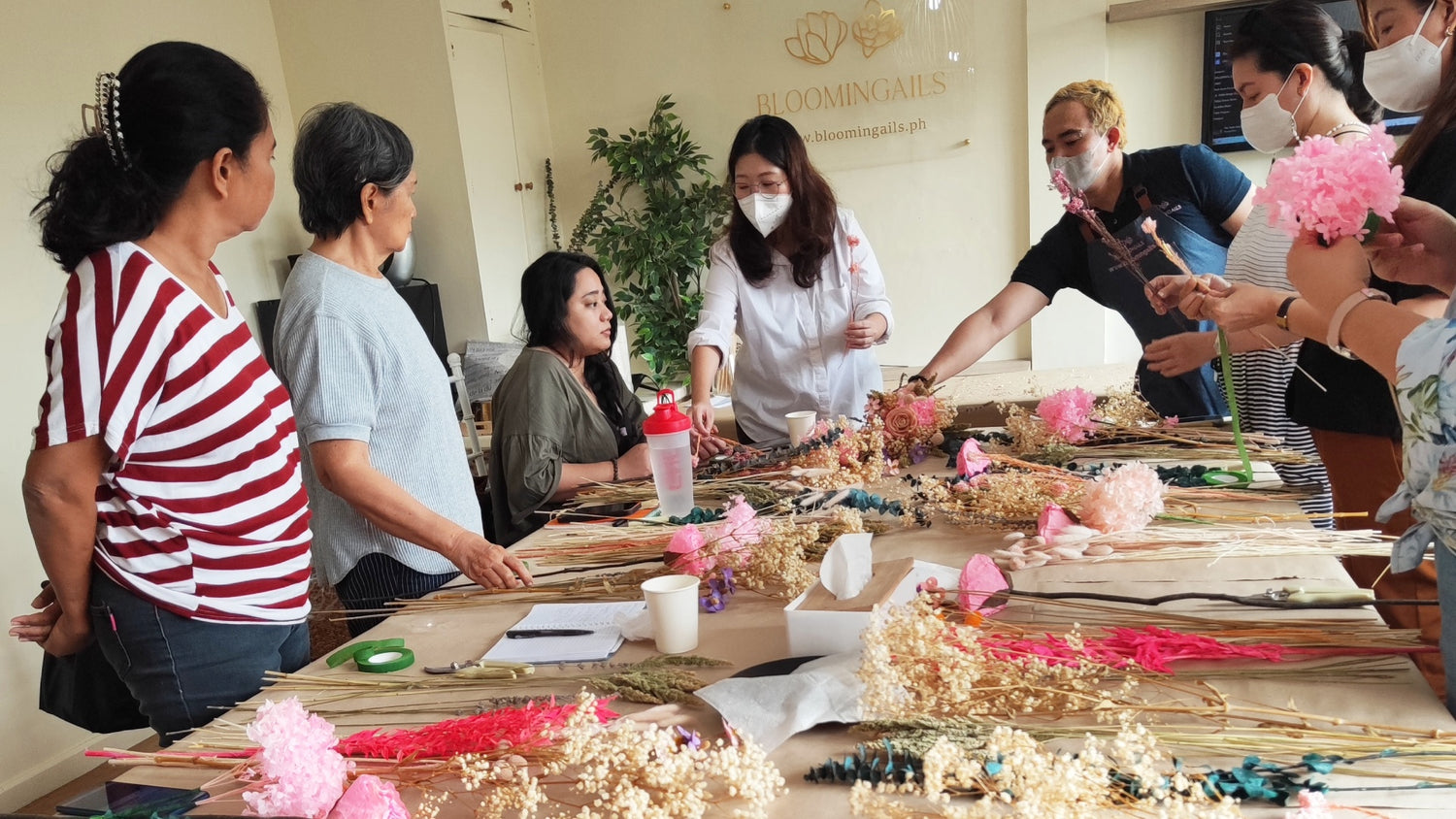 Flower Arrangement Workshops | Floral Classes in Manila – Bloomingailsph
